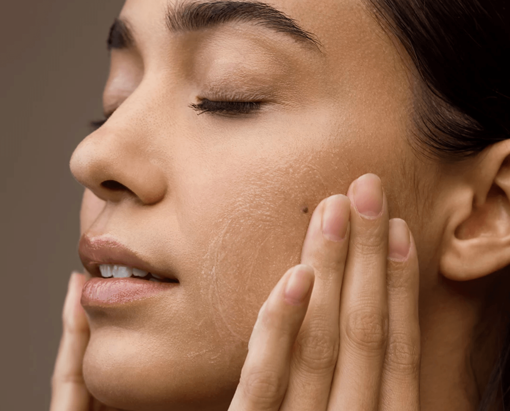 My Review of Reflekt Exfoliating Face Wash - Joanna Czech